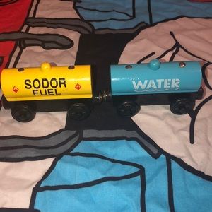 Thomas & Friends | Toys | Thomas The Train Sodor Fuel Water Train Cars ...